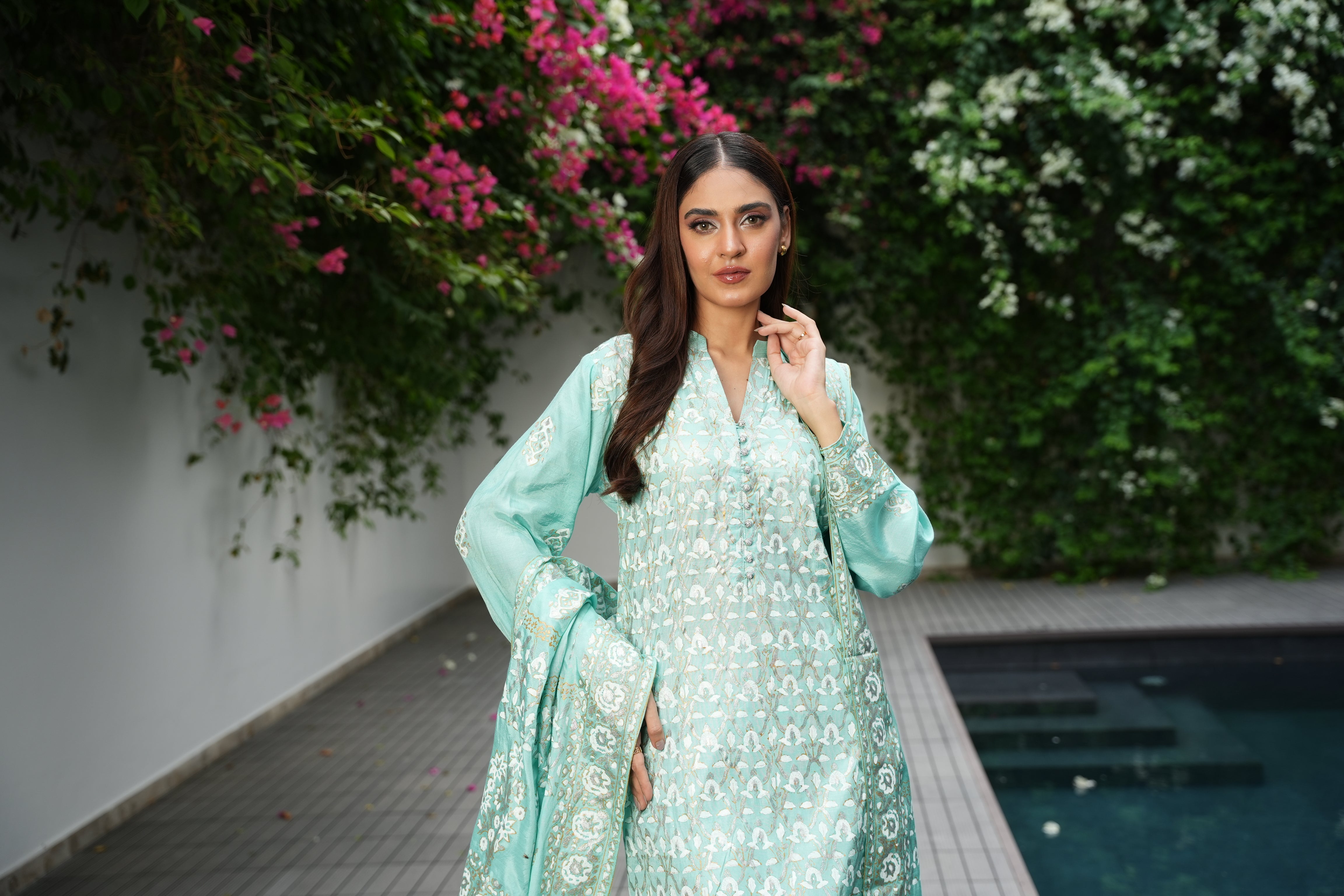 NAQSH Stitched Collection – Koonj Clothing
